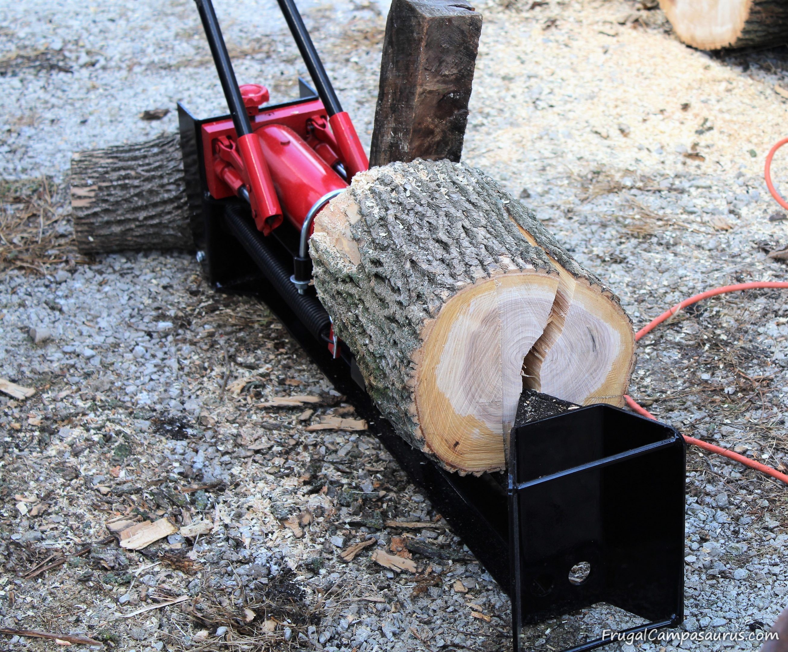 A Manual Log Splitter Review An Easy Way To Get Ready For Camping A Manual Log Splitter Review An Easy Way To Get Ready For Camping